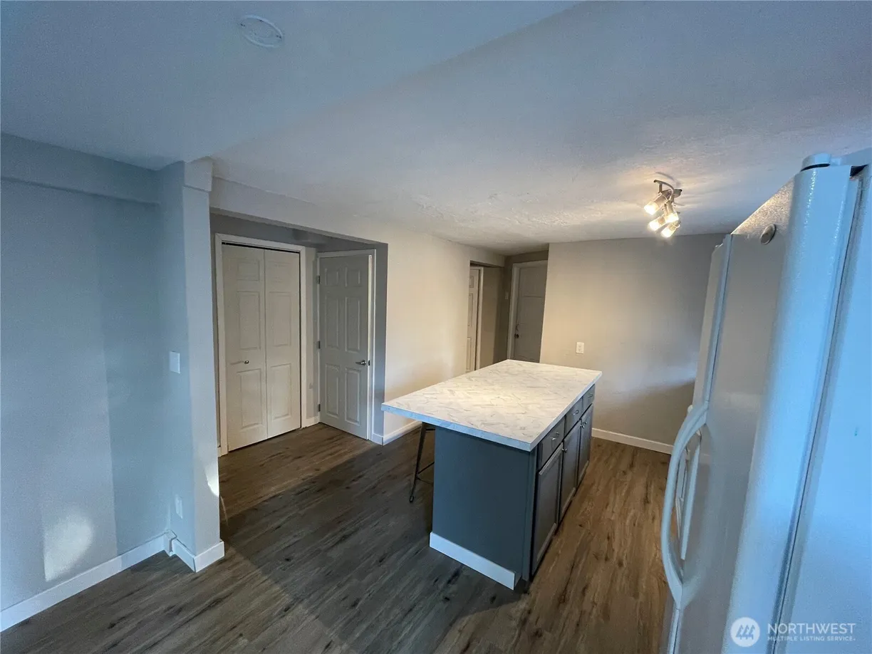 30524 8TH Avenue, Federal Way, WA 98023 Property for sale