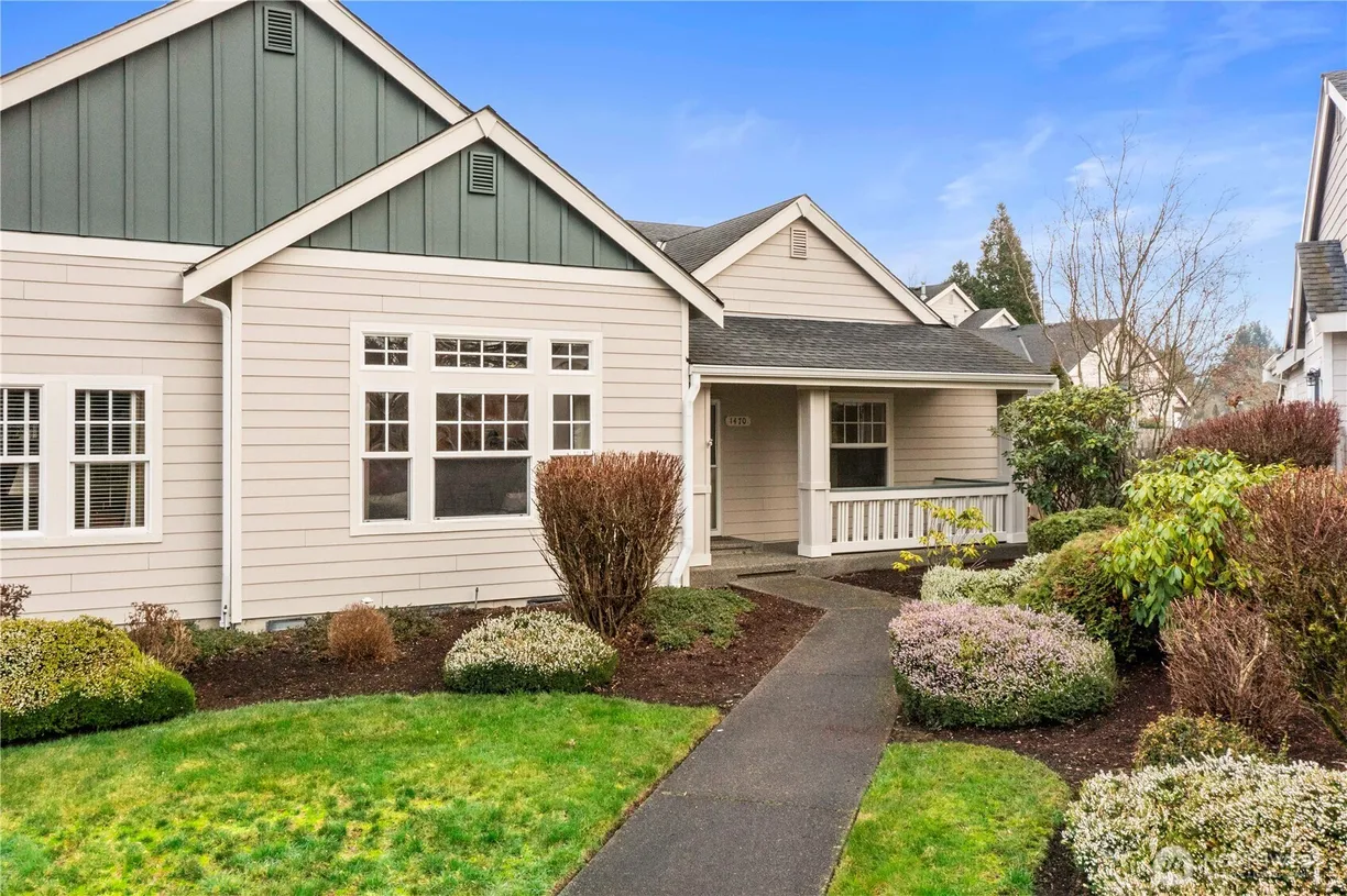 1470 Heath Ct, Dupont, WA 98327 Property for sale