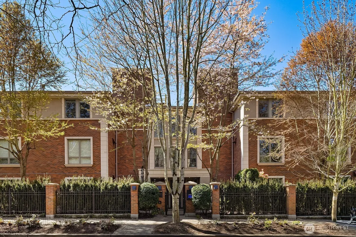 1185 Broadway E #1, Seattle, WA 98102 Property for sale