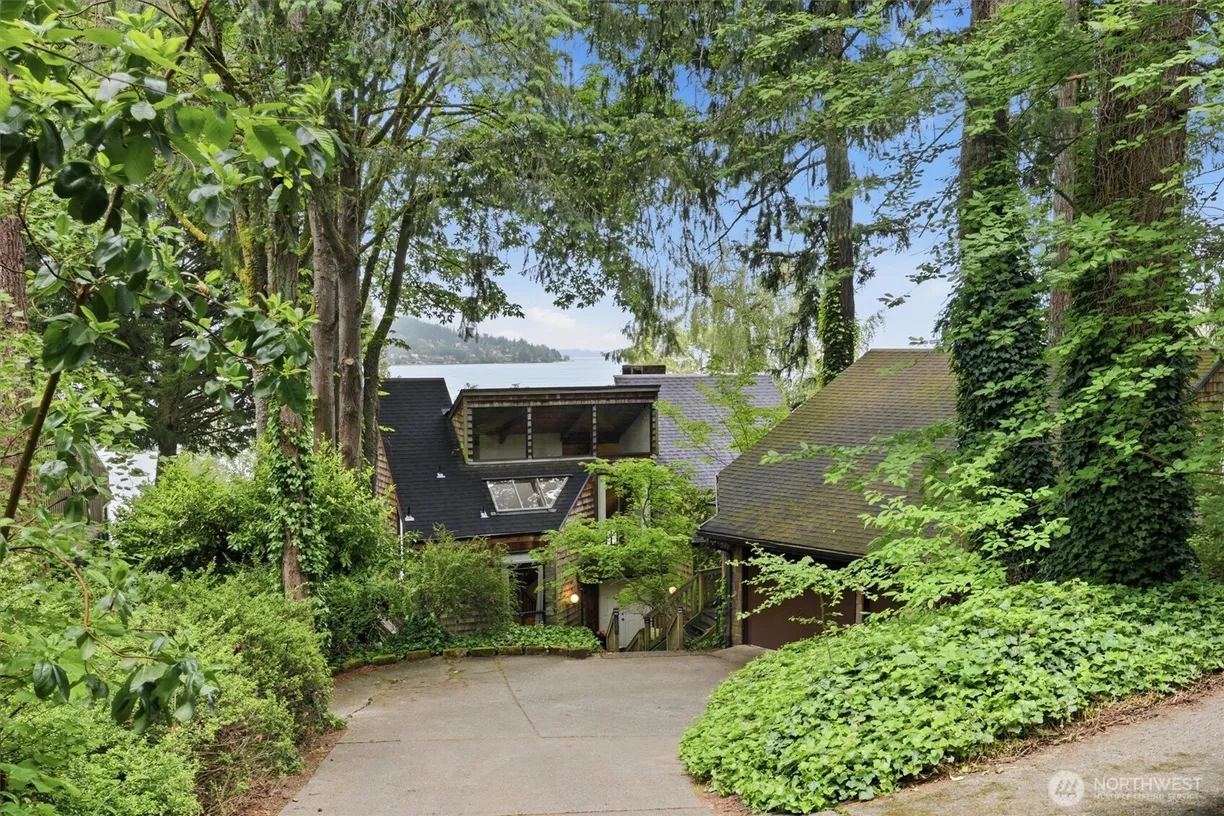 500 W Lake Sammamish Parkway NE, Bellevue, WA 98008 Property for sale