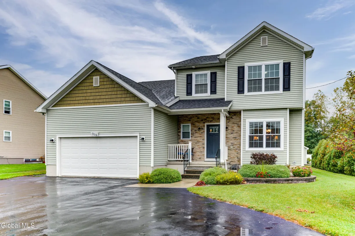 212 Lisha Kill Road, Colonie, NY 12309 Property for sale