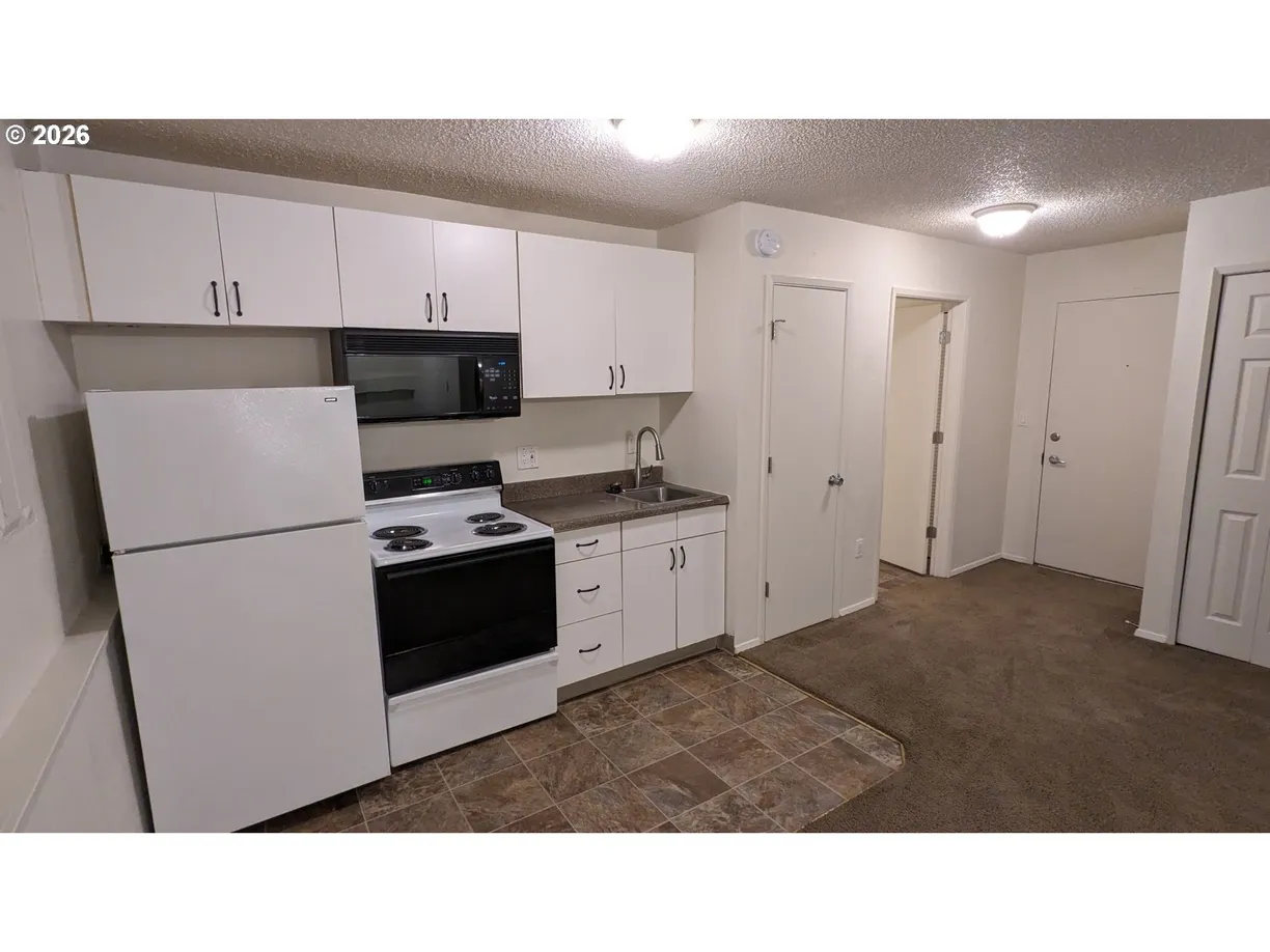 10 S PORTER, Portland, OR 97201 Property for sale