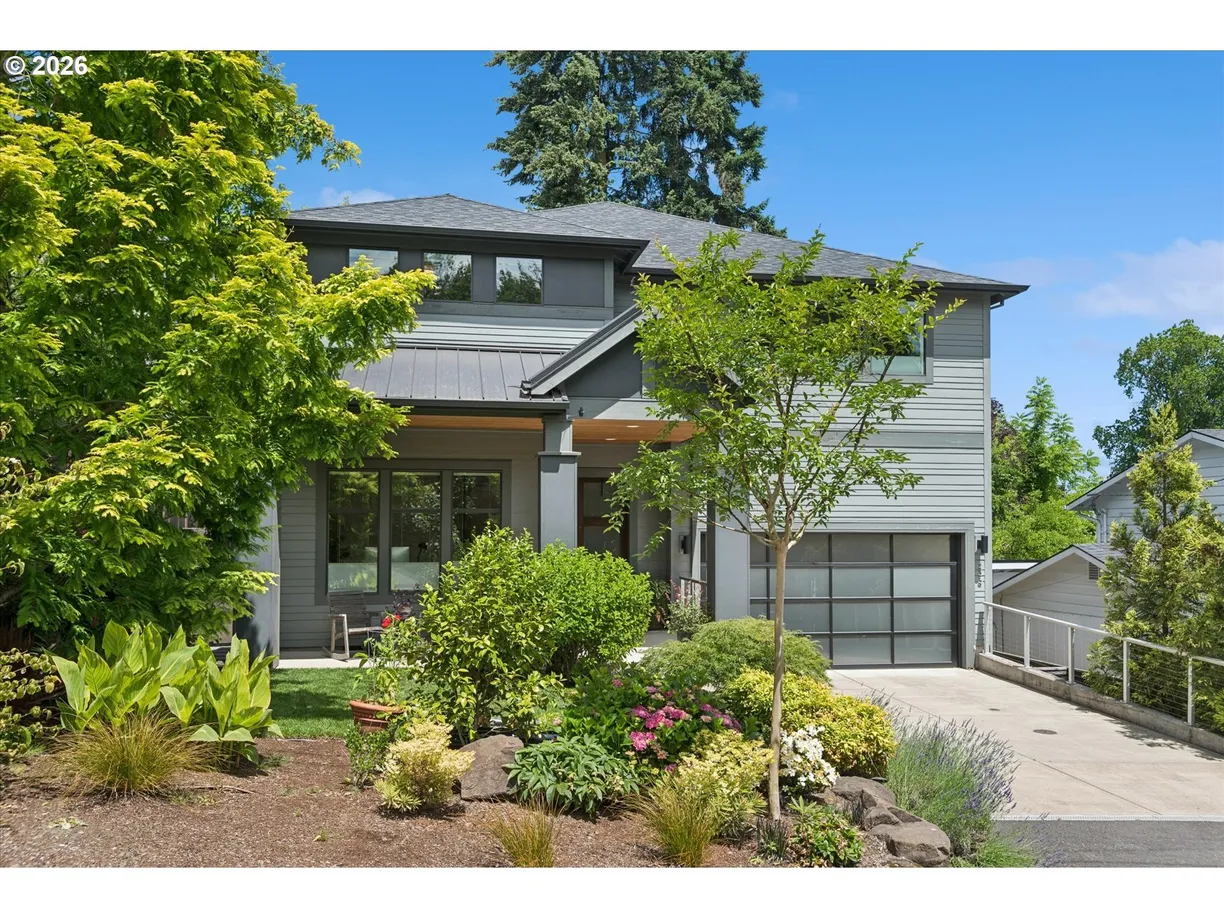 233 S VERMONT, Portland, OR 97219 Property for sale
