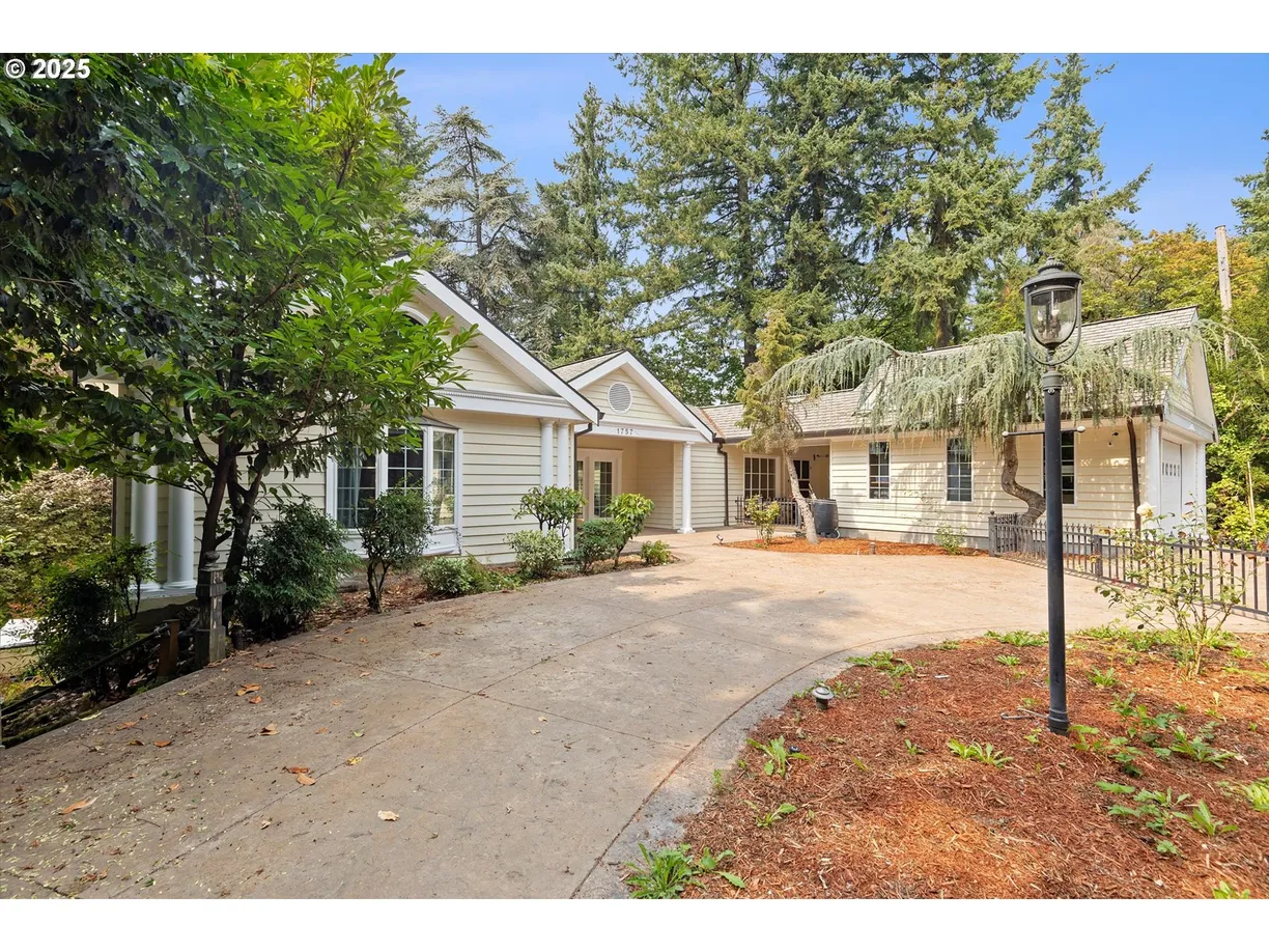 1757 SW PROSPECT, Portland, OR 97201 Property for sale