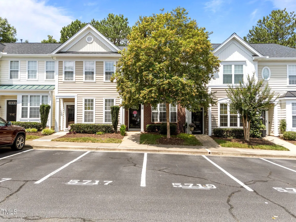 5717 Corbon Crest, Raleigh, NC 27612 Property for sale
