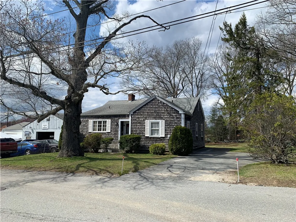 4 Harris, Warren, RI 02885 Property for sale