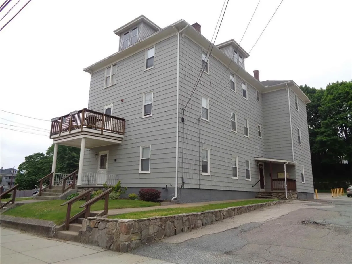 71 Hamlet, Woonsocket, RI 02895 Property for sale