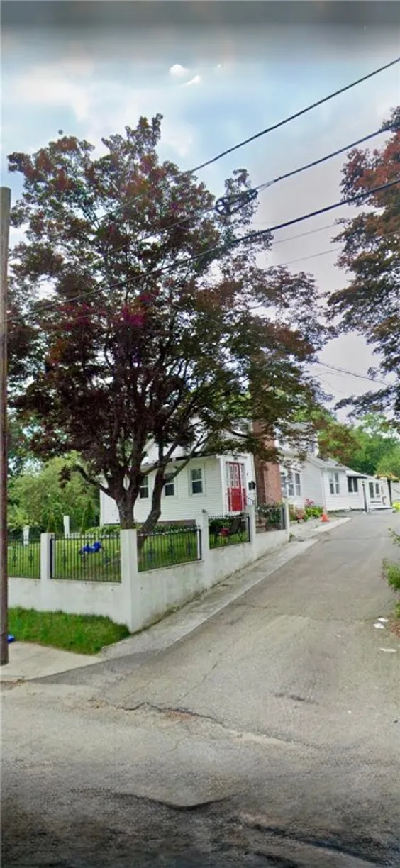 1 HODSELL, Cranston, RI 02910 Property for rent