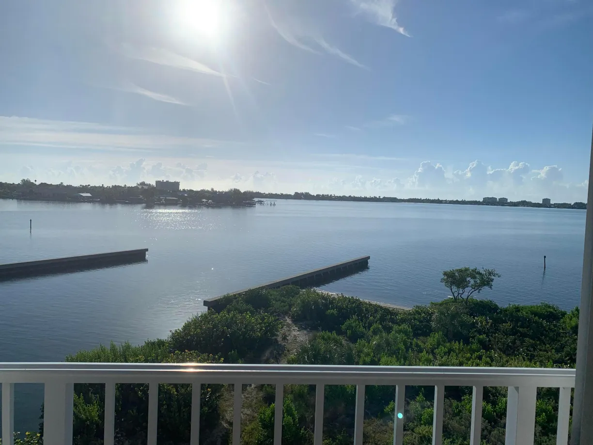 20 Harbour Isle Drive W #Ph01, Fort Pierce, FL 34949 Property for sale
