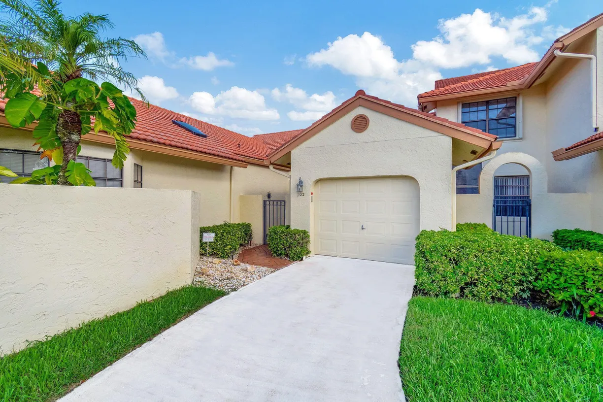 8308 Waterline Drive #102, Boynton Beach, FL 33472 Property for sale