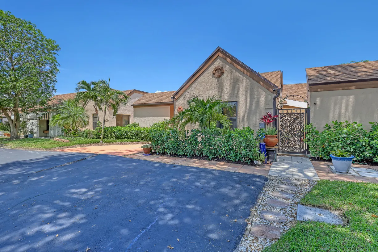 5203 Peppercorn Street, Palm Beach Gardens, FL 33418 Property for sale