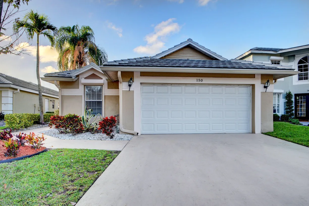 150 Harbor Lake Circle, Greenacres, FL 33413 Property for sale