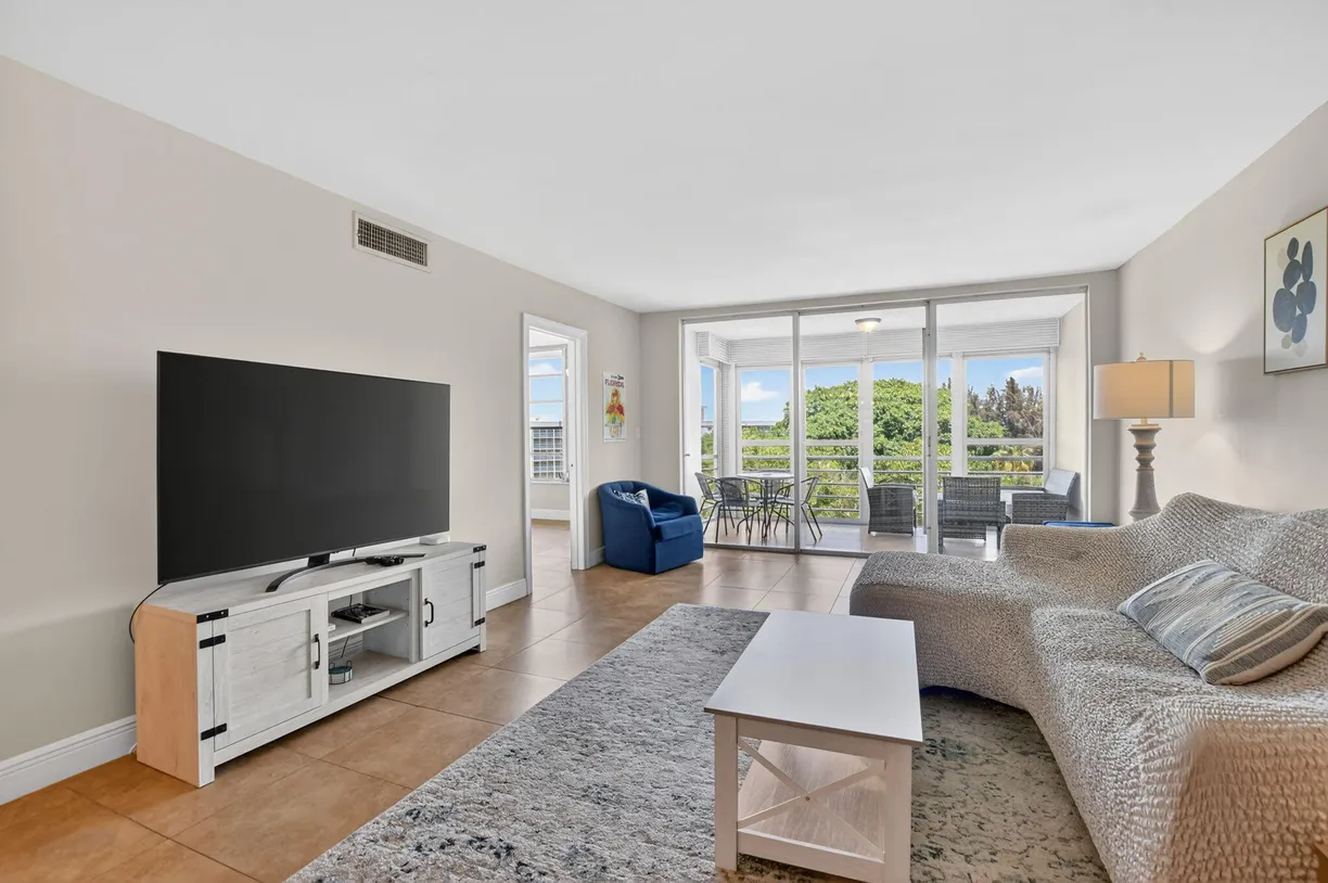 3000 S Course Drive #608, Pompano Beach, FL 33069 Property for sale