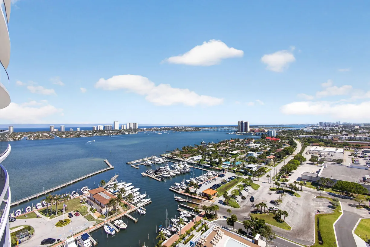 220 Lake Shore Drive #1907, West Palm Beach, FL 33403 Property for rent