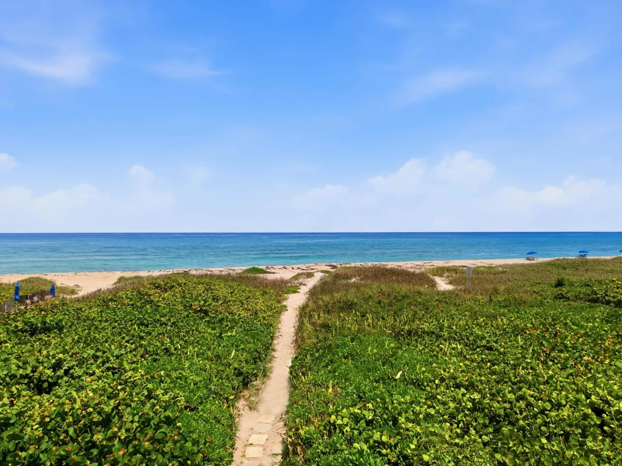 3600 N Ocean Drive #210, Singer Island, FL 33404 Property for sale