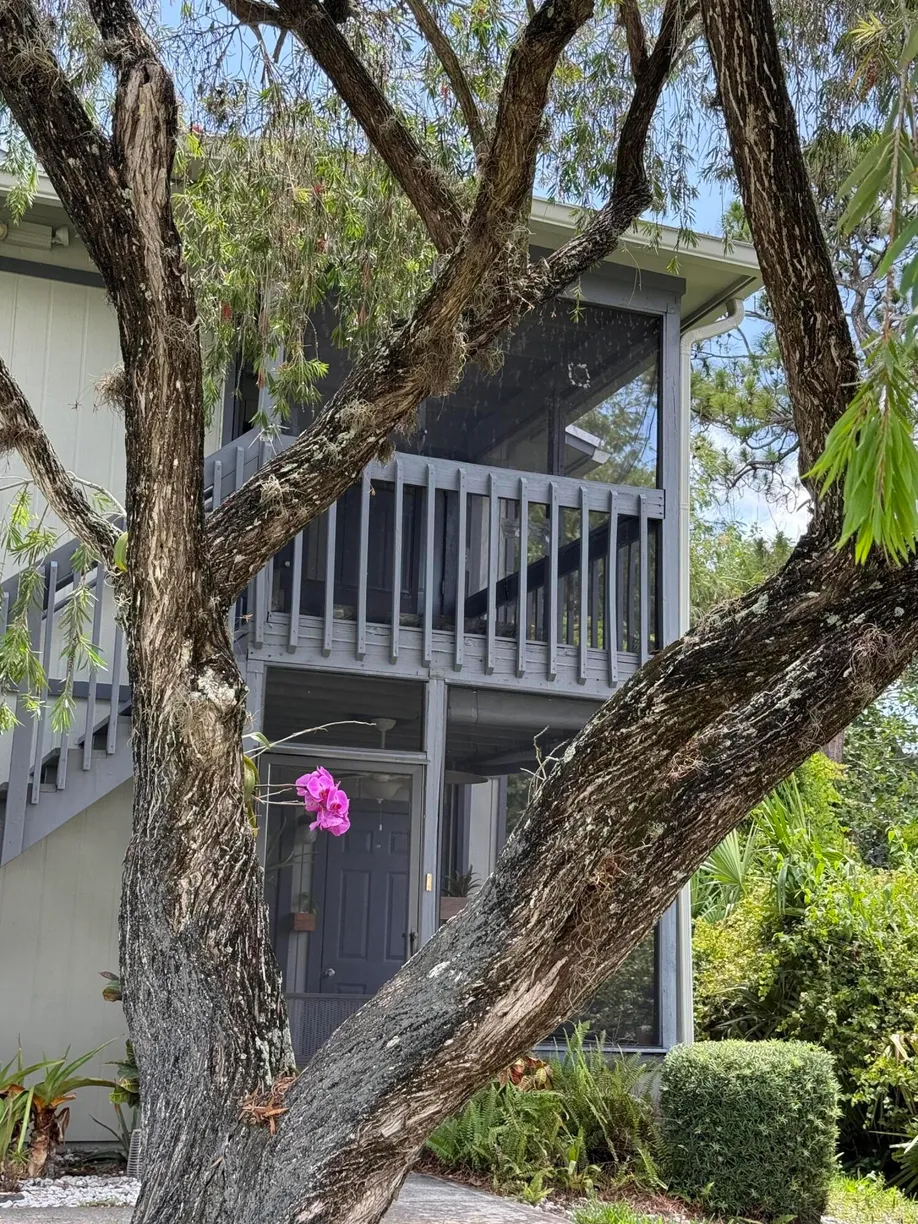 8228 SE Croft Circle #J-8, Hobe Sound, FL 33455 Property for sale