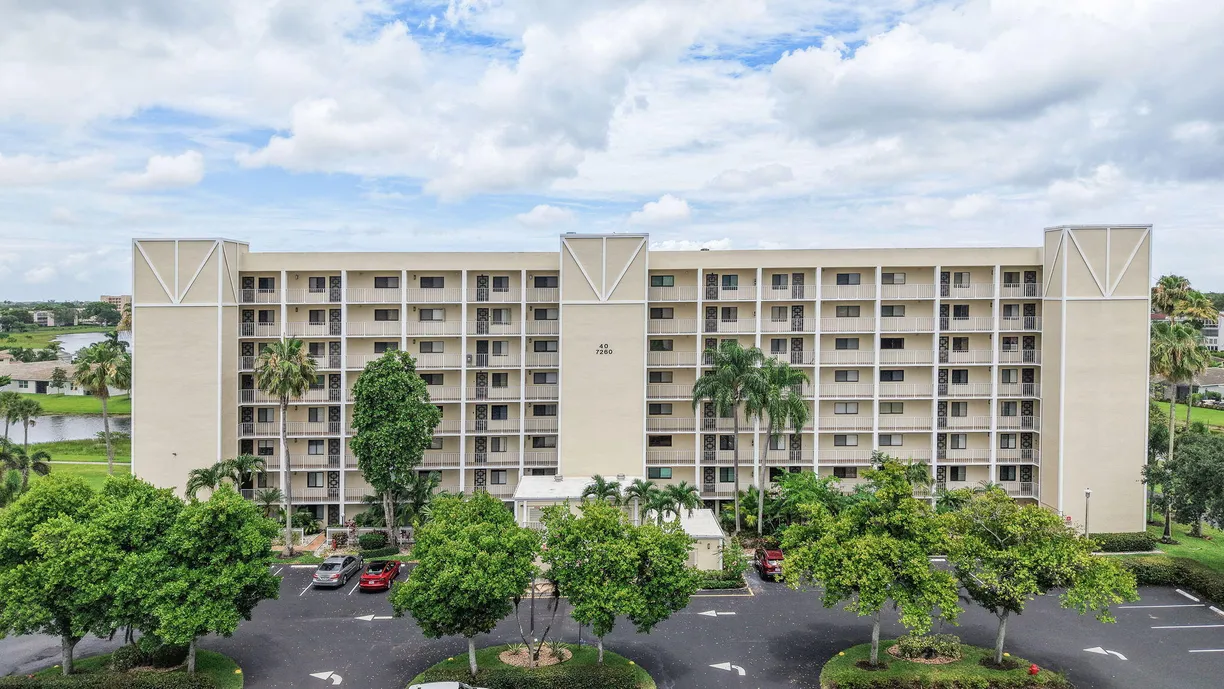 7260 Kinghurst Drive #205, Delray Beach, FL 33446 Property for rent
