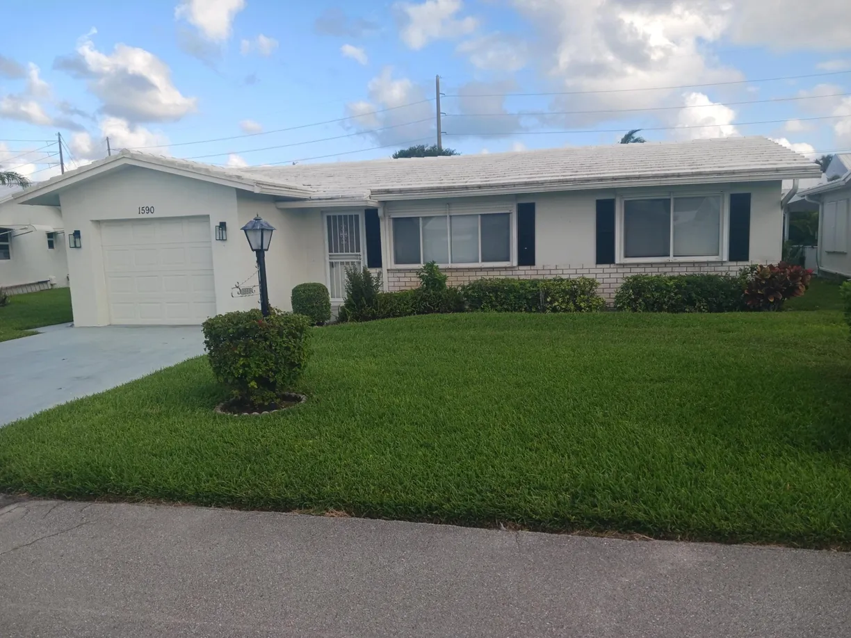 1590 SW 14th Avenue, Boynton Beach, FL 33426 Property for sale