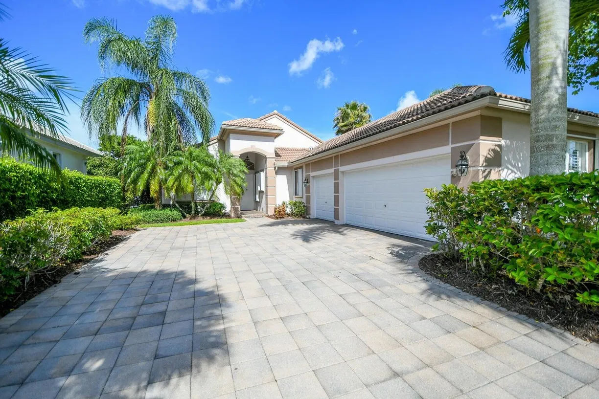 8197 Cypress Point Road, West Palm Beach, FL 33412 Property for sale