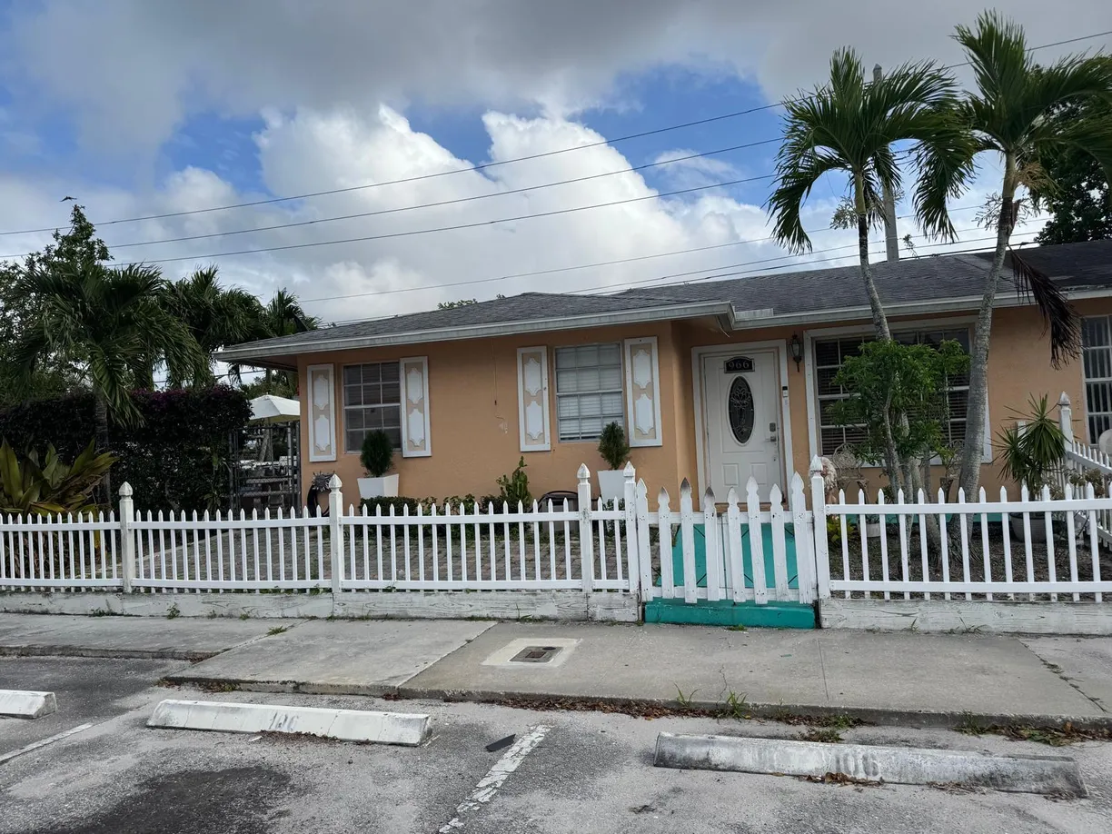 966 Sumter Road E, West Palm Beach, FL 33415 Property for sale
