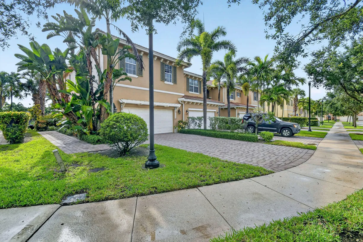 4624 Cadiz Circle, Palm Beach Gardens, FL 33418 Property for sale