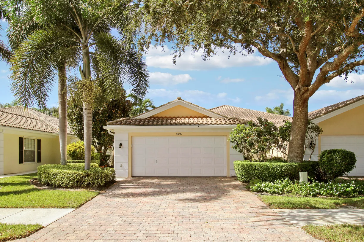 925 Magdalena Road, Palm Beach Gardens, FL 33410 Property for sale