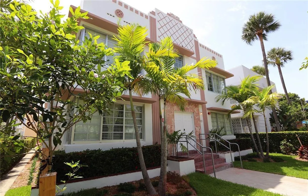 811 Jefferson Avenue #102, Miami Beach, FL 33139 Property for sale