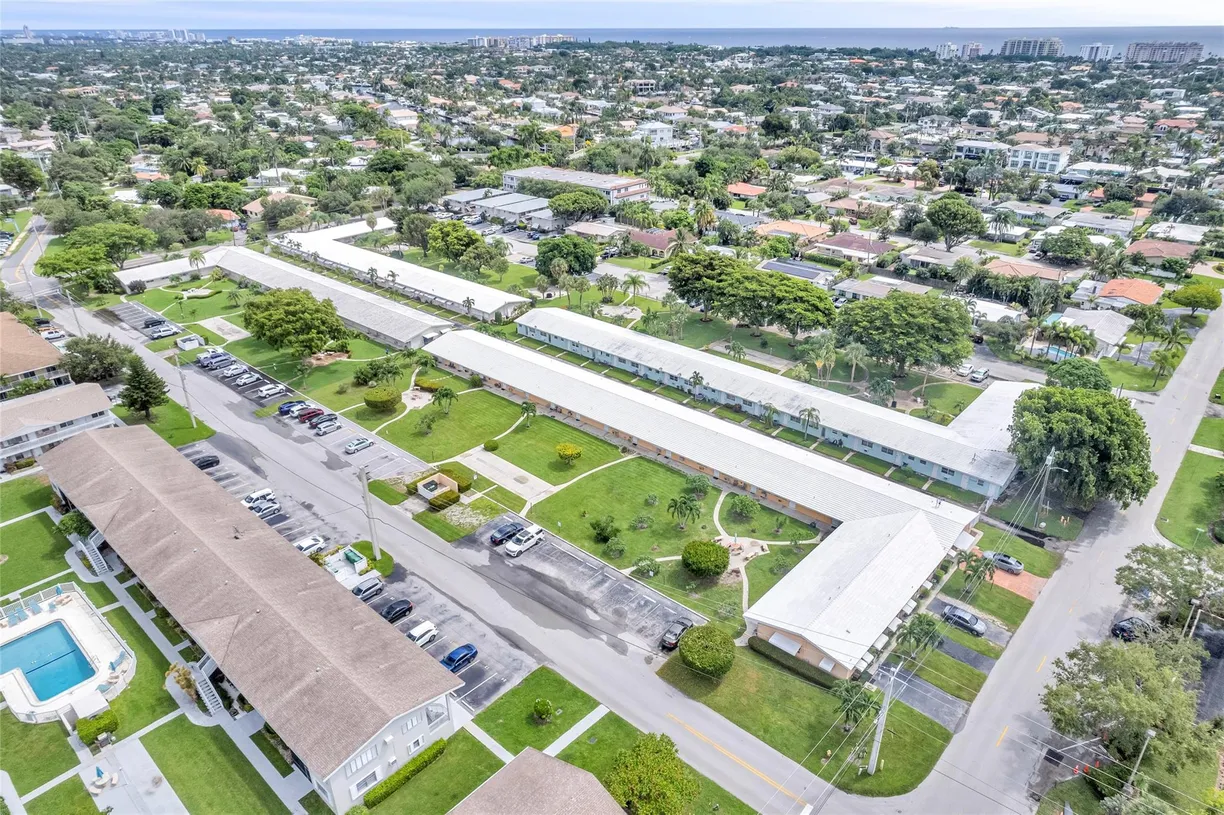 3800 NE 21st Ave #6, Lighthouse Point, FL 33064 Property for sale