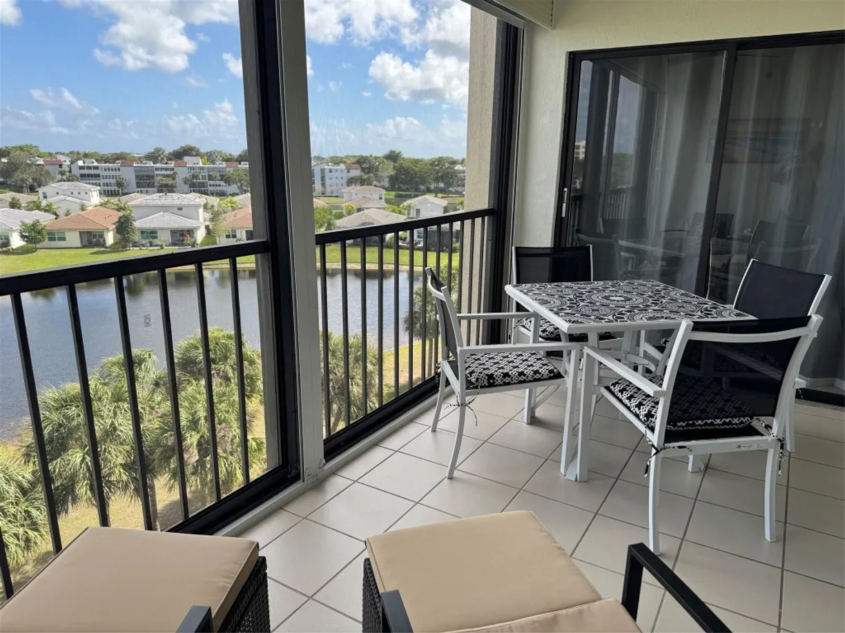 7260 Kinghurst Drive #606, Delray Beach, FL 33446 Property for sale