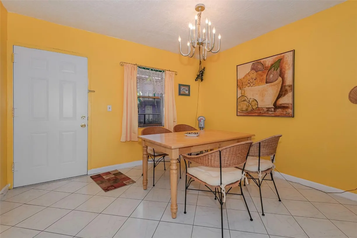 2861 Somerset Drive #317, Lauderdale Lakes, FL 33311 Property for sale