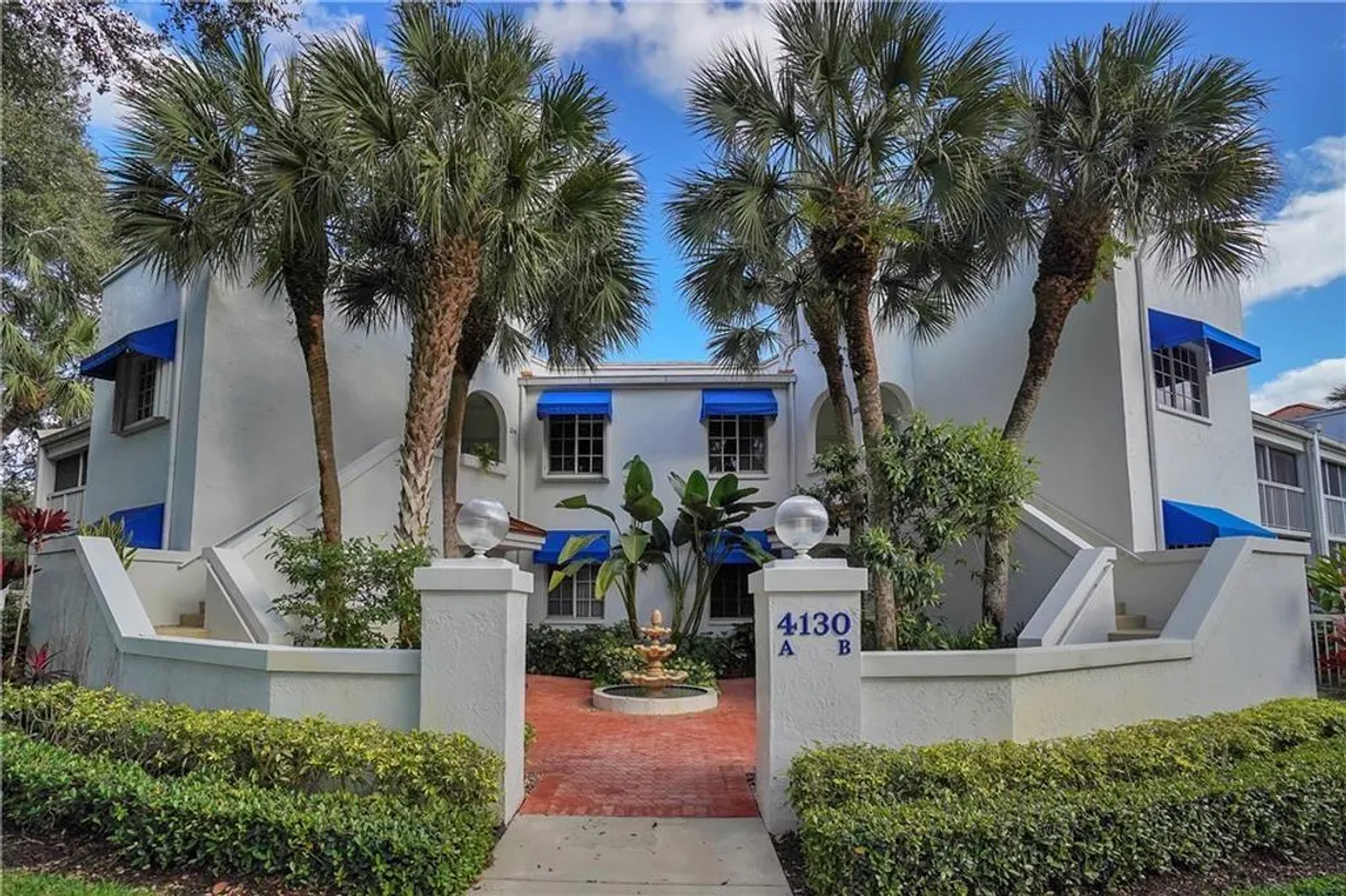 4130 W Palm Aire Dr #301A, Pompano Beach, FL 33069 Property for sale