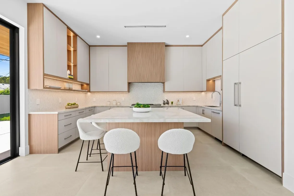 4516 NE 22nd Road, Fort Lauderdale, FL 33308 Property for sale