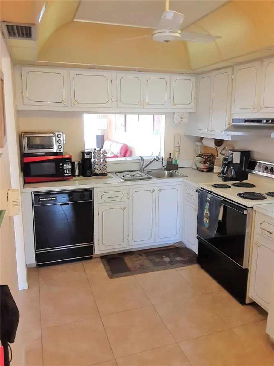 777 S Federal Highway #L302, Pompano Beach, FL 33062 Property for rent