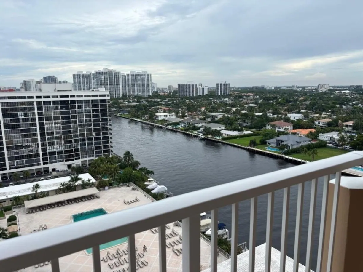 1965 S Ocean Drive #16P, Hallandale Beach, FL 33009 Property for sale