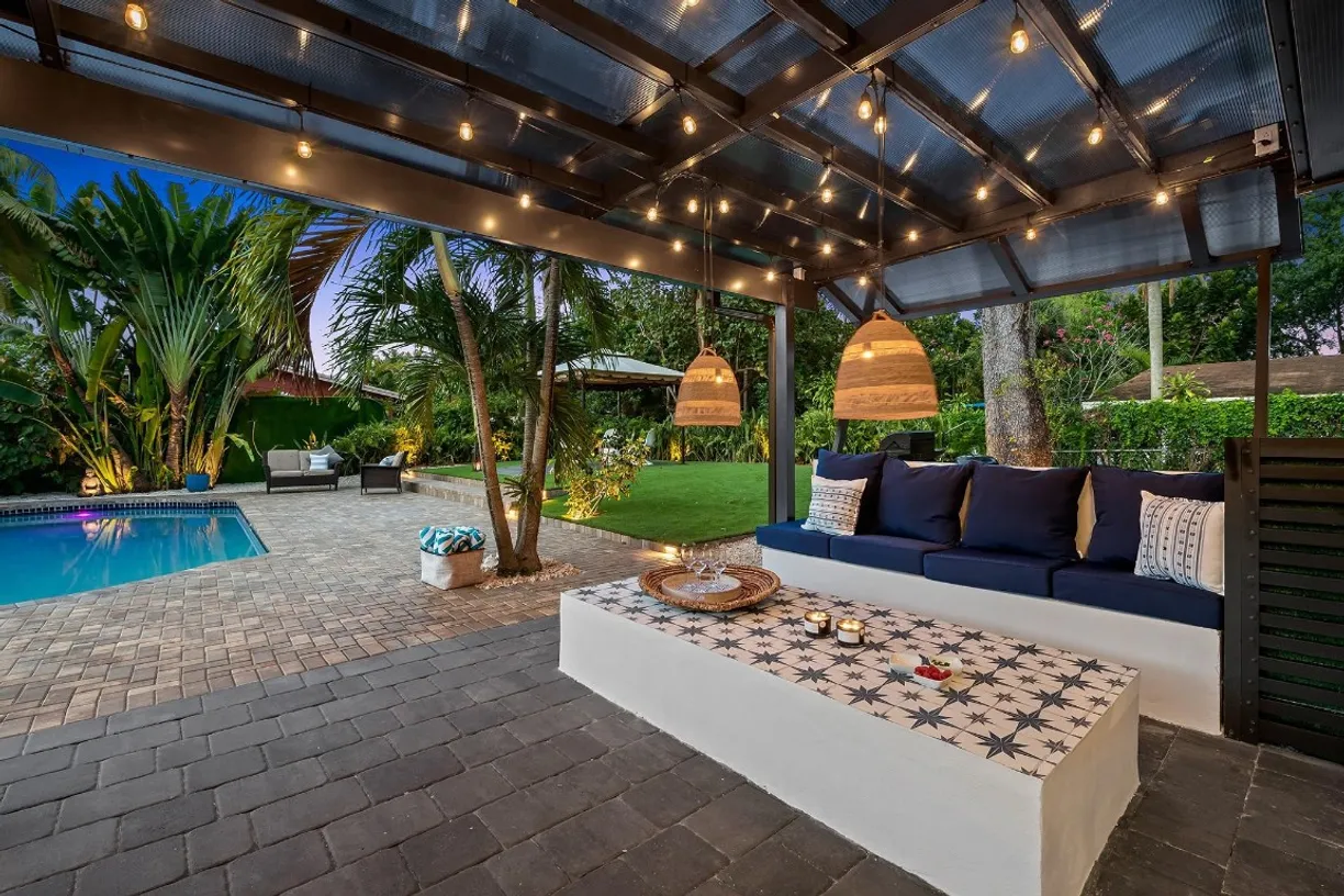 1813 SW 10th, Fort Lauderdale, FL 33312 Property for sale