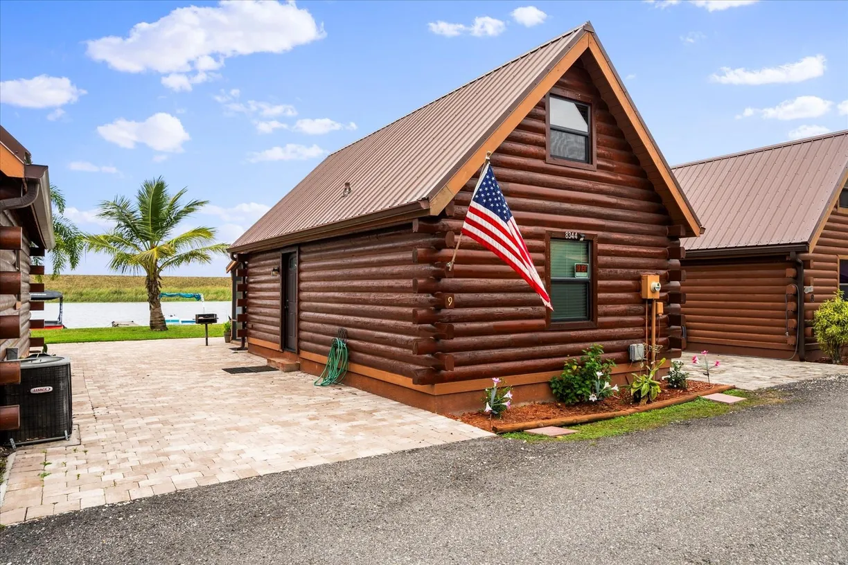 8344 US Highway 441, Okeechobee, FL 34974 Property for sale