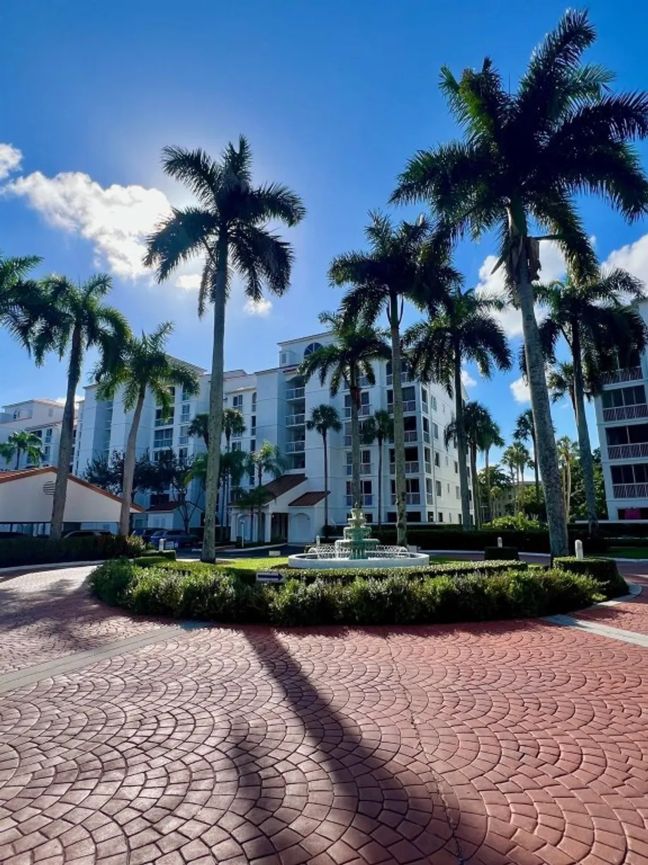 4126 W Palm Aire Drive #262D, Pompano Beach, FL 33069 Property for sale