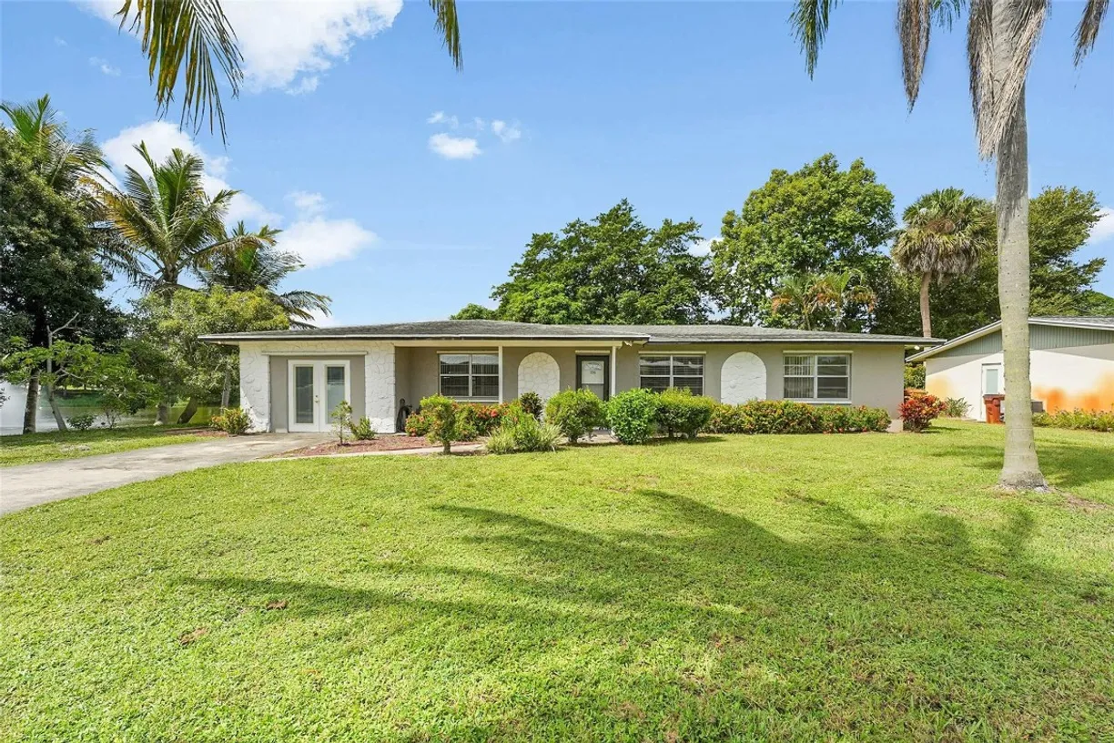 706 SE Alamanda, Stuart, FL 34996 Property for rent