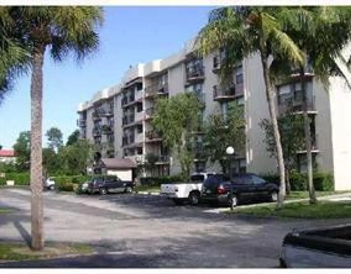 2771 Riverside Drive #404A, Coral Springs, FL 33065 Property for rent