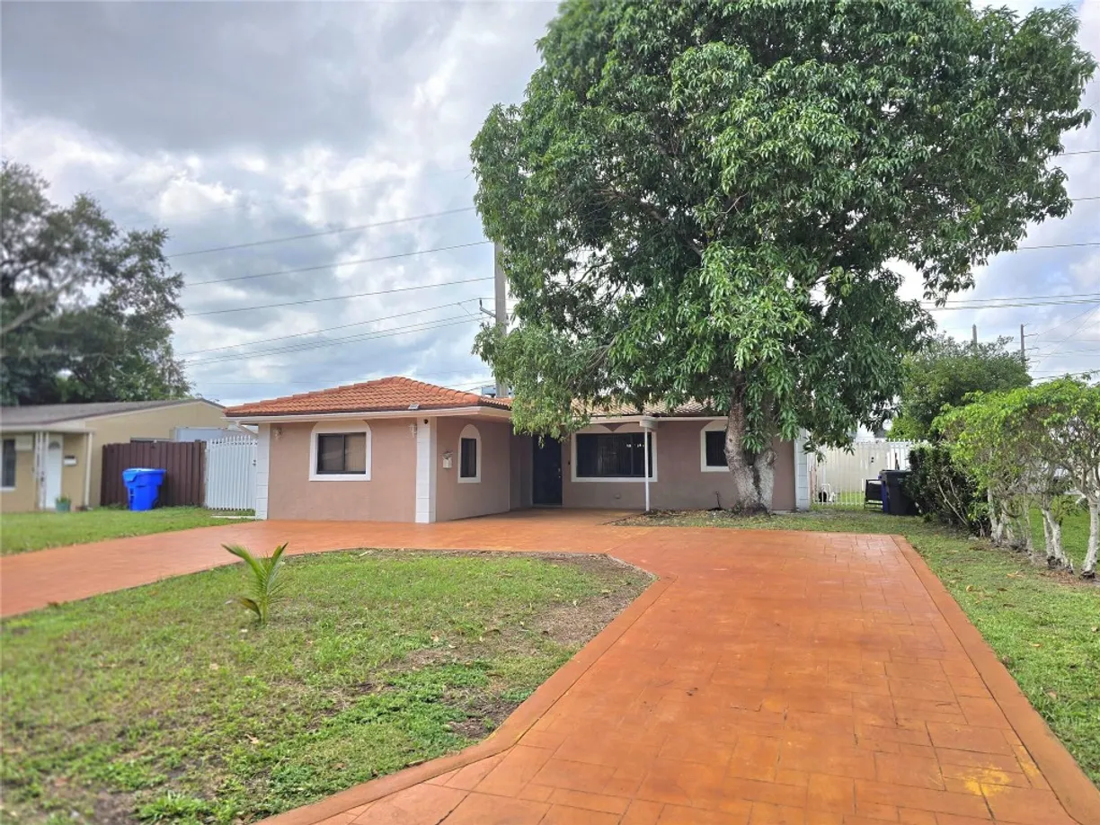 2420 N 59th Terrace, Hollywood, FL 33021 Property for sale