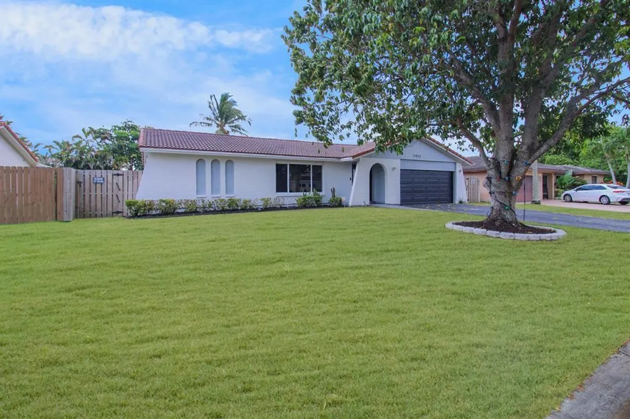 11922 NW 26th Place, Coral Springs, FL 33065 Property for rent