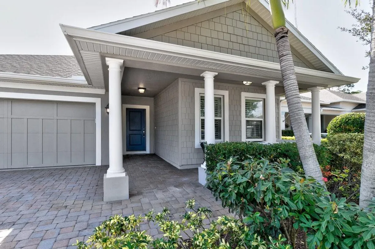 5949 Buttonwood Square, Vero Beach, FL 32966 Property for sale