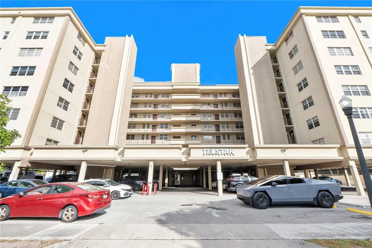 1811 Jefferson Street #708, Hollywood, FL 33020 Property for sale