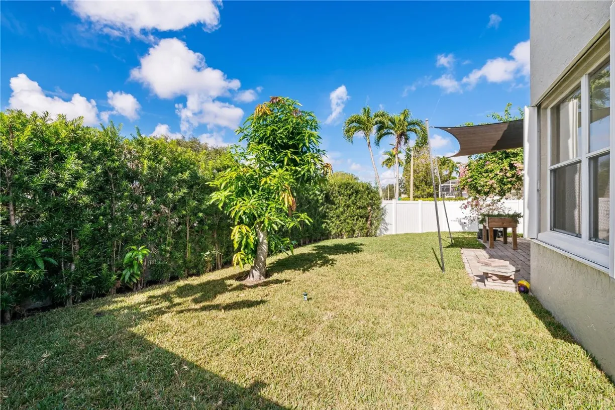 1337 Fairfax Circle, Boynton Beach, FL 33436 Property for sale