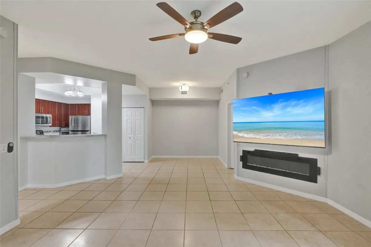 2421 NE 65th #2-113, Fort Lauderdale, FL 33308 Property for rent