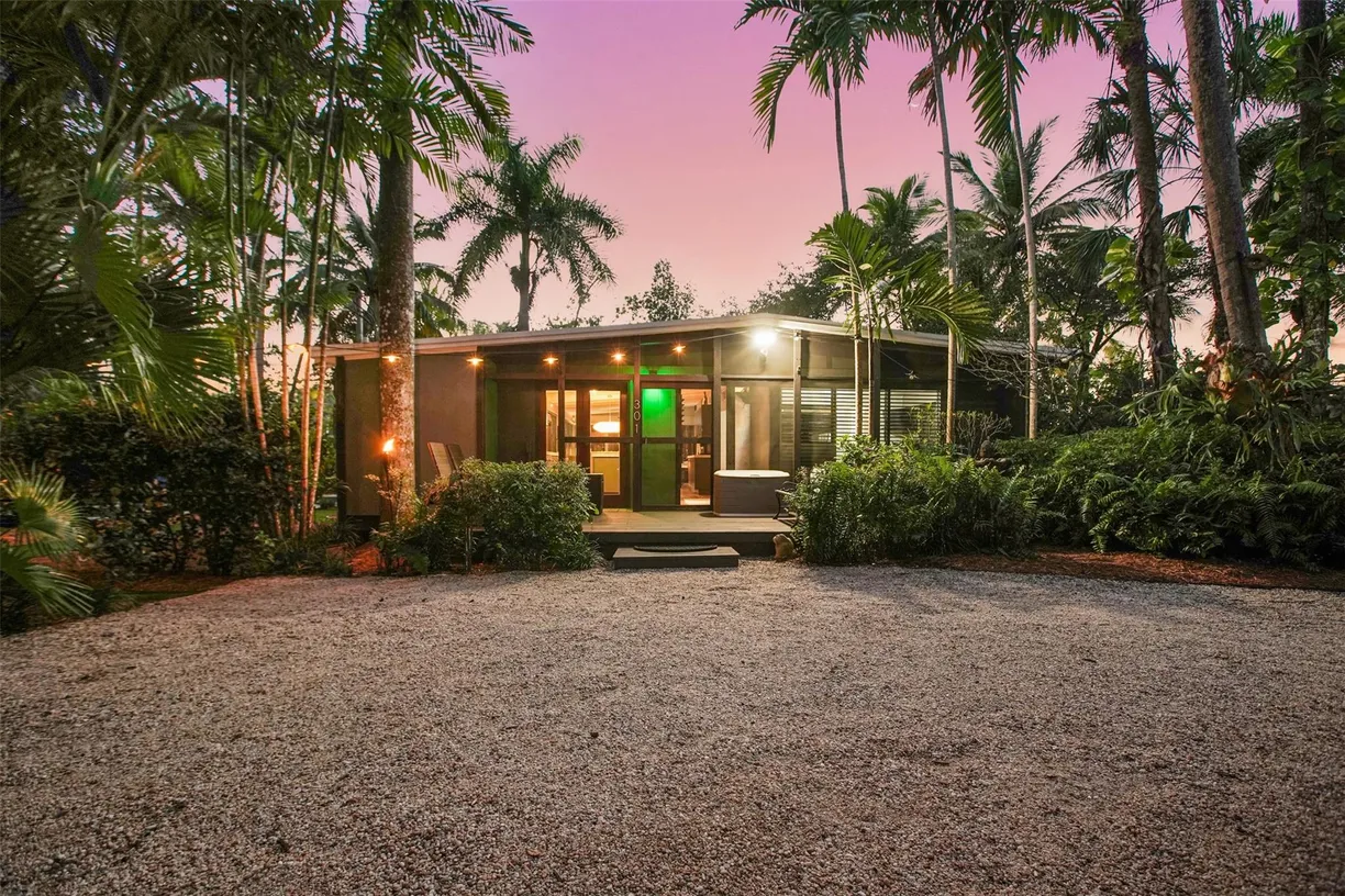 301 SW 14 Way, Fort Lauderdale, FL 33312 Property for sale