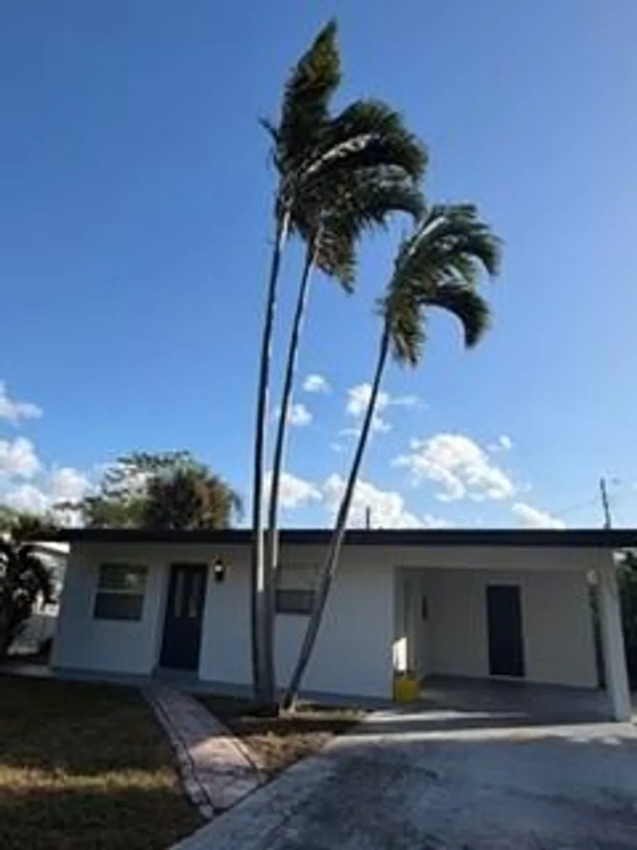 230 SE 4th Ave, Boynton Beach, FL 33435 Property for rent