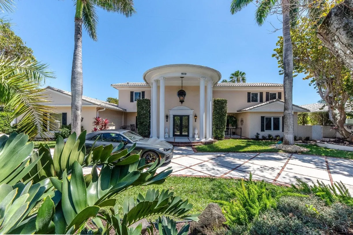 1600 S Ocean Drive, Fort Lauderdale, FL 33316 Property for rent