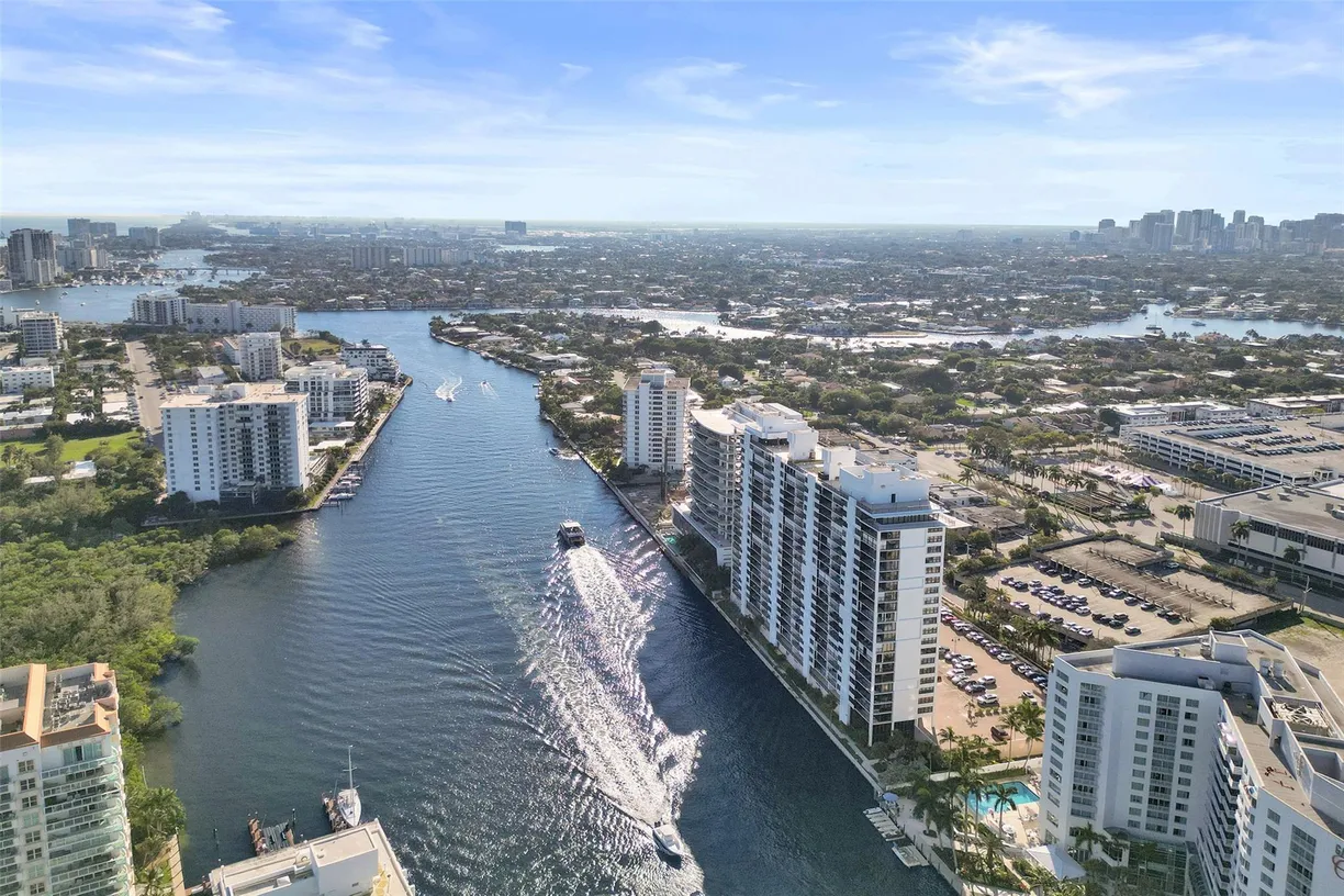 936 intracoastal D #10E, Fort Lauderdale, FL 33304 Property for sale
