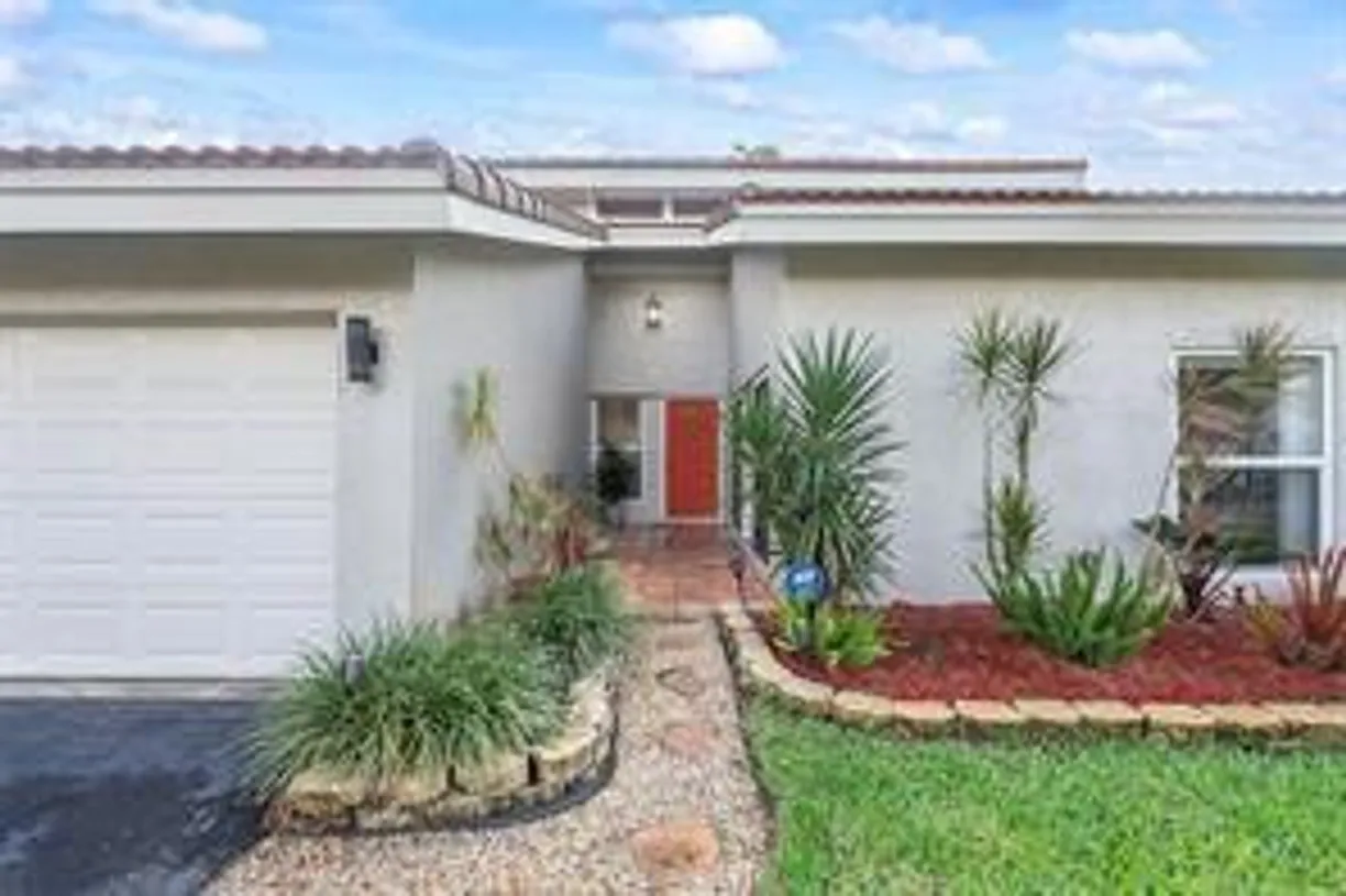1621 Riverwood Lane, Coral Springs, FL 33071 Property for sale